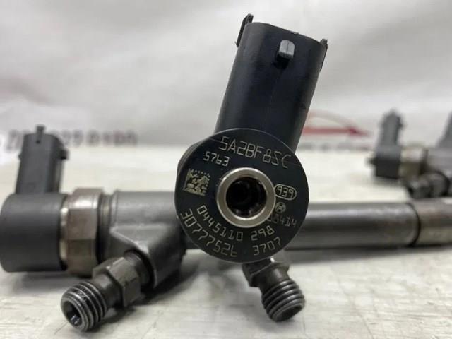 0445110298 BOSCH inyector
