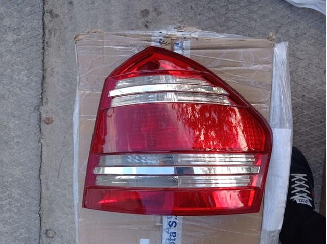 1648204264 Mercedes piloto posterior derecho