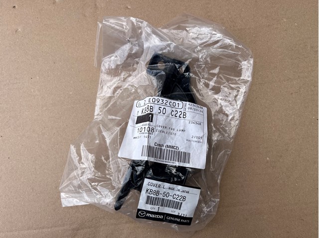 KB8B50C22B MAZDA Soporte de parachoques delantero izquierdo