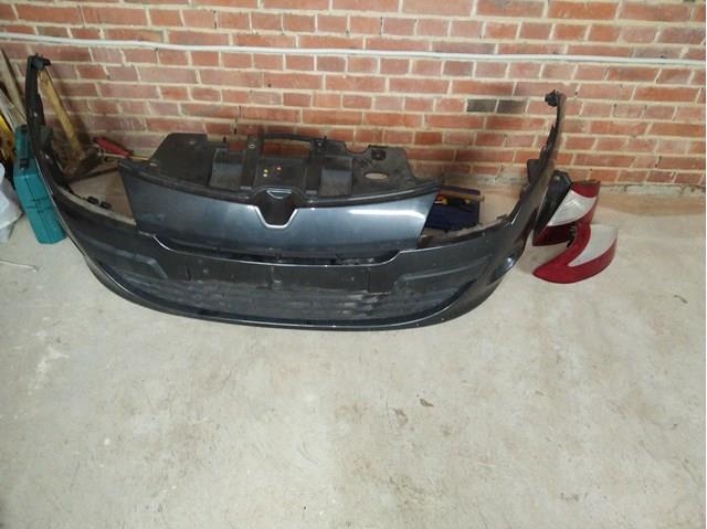 620220035R Renault (RVI) parachoques delantero