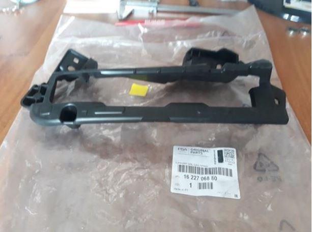1622706880 PEUGEOT/CITROEN Soporte para montaje de luz antiniebla ...