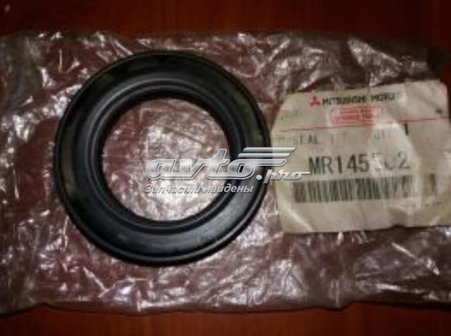 MR145502 Mitsubishi sello de aceite de transmision, eje central