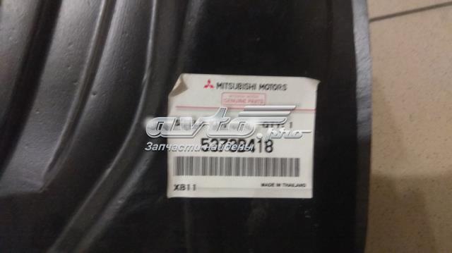 5370B418 Mitsubishi guardabarros interior, aleta delantera, derecho trasero