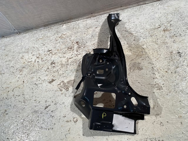 850422275R Renault (RVI) panel , soporte piloto trasero