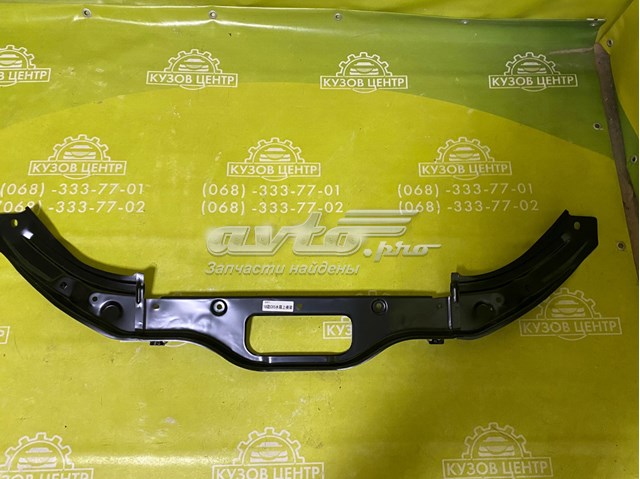 KB7W53150B Mazda soporte de radiador superior (pinzas)