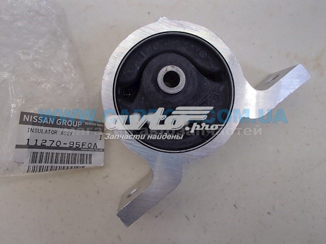 1127095F0A Nissan soporte motor delantero