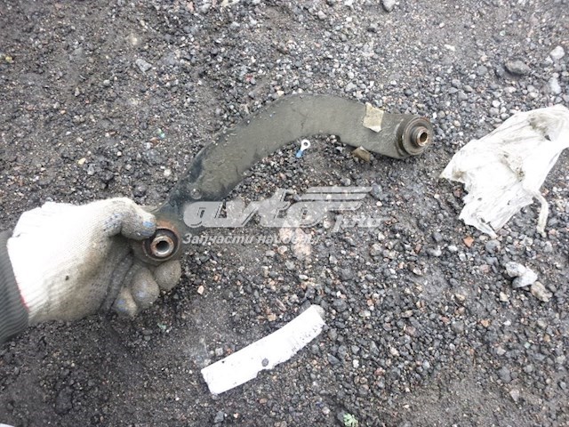 05105271AC Chrysler brazo suspension inferior trasero izquierdo/derecho