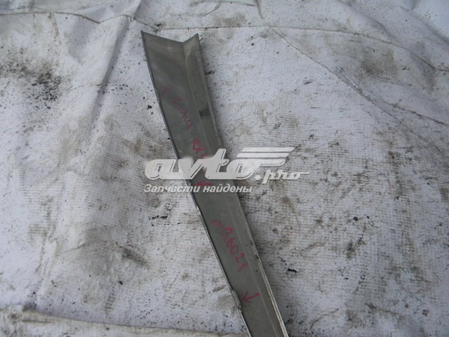 5312148130 Toyota moldura de rejilla de radiador