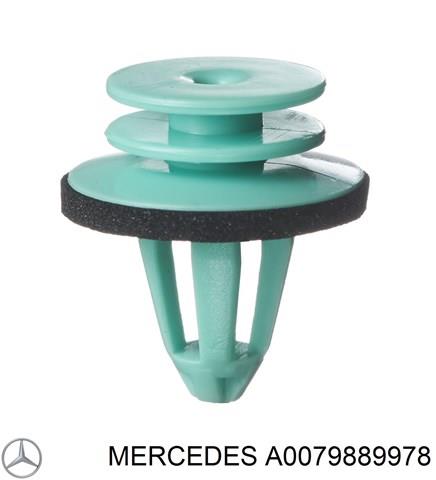 A0079889978 Mercedes clips fijación, revestimiento puerta