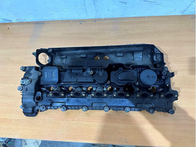 11127807999 BMW Tapa de balancines