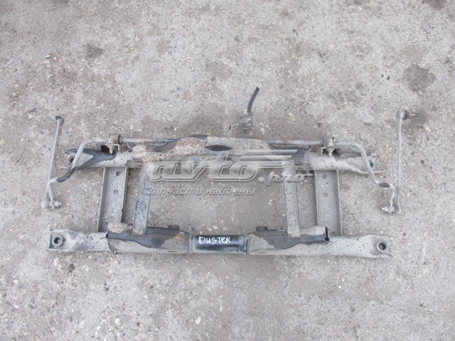 554039122R Renault (RVI) subchasis trasero soporte motor